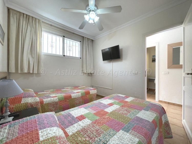 2 bed apartment for sale in Club La Mar, Puerto de Santiago - €220,000 ...